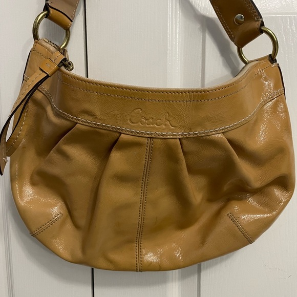 Coach | Bags | Coach F375 Patent Gold Leather Pleated Hobo Shoulder Bag ...